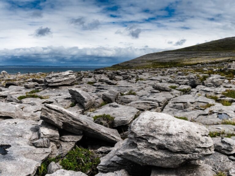 The Best Walking Holidays In Ireland: An Expert Guide - Horizon Guides
